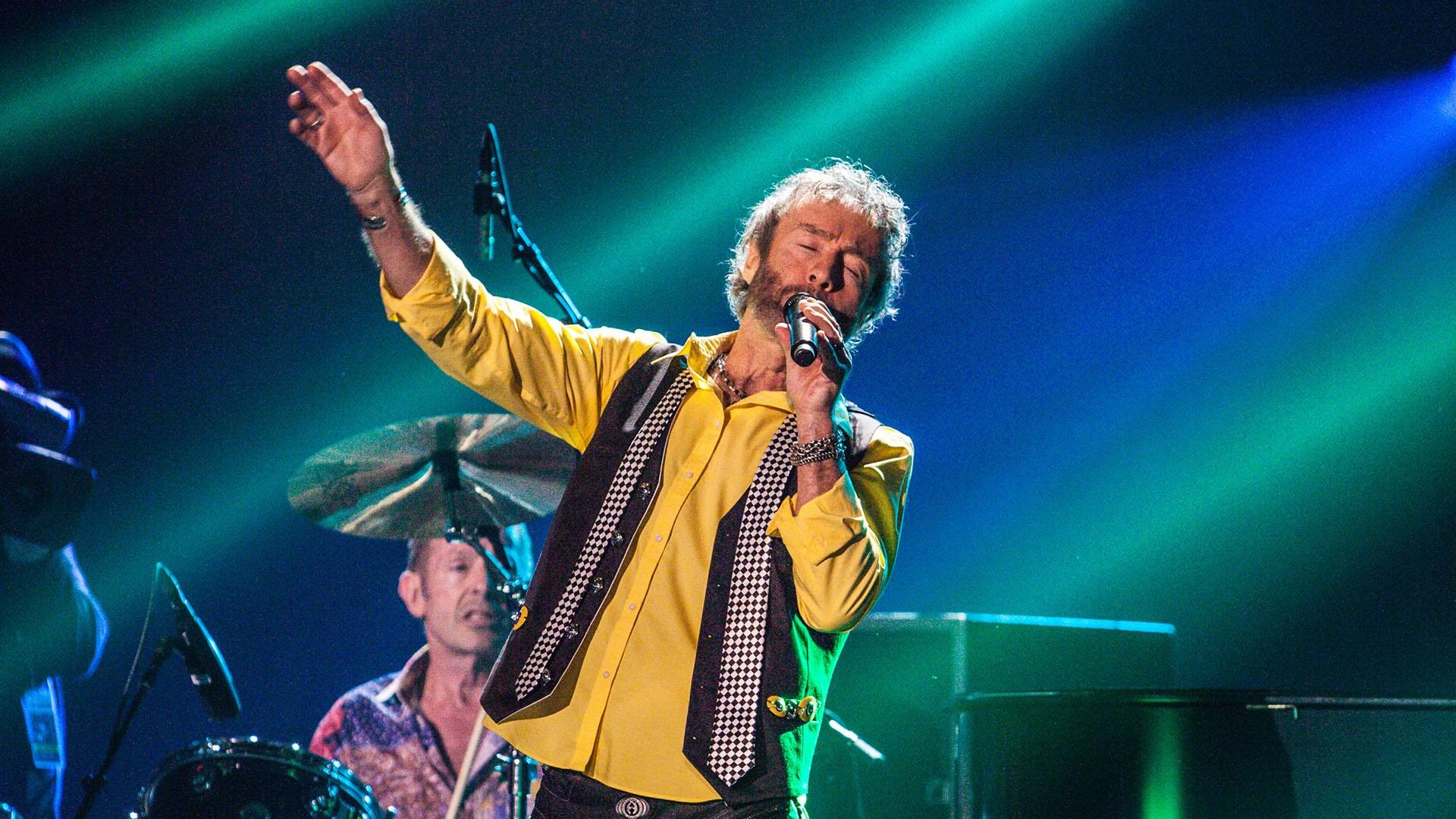 Paul Rodgers and Bad Company perform “Rock ‘N’ Roll Fantasy” in this ...