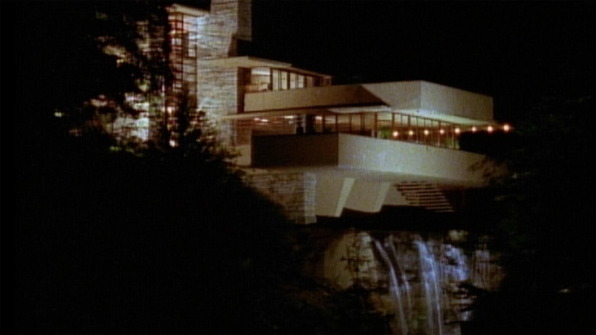 Frank Lloyd Wright's signature style followed the philosophy of organic ...