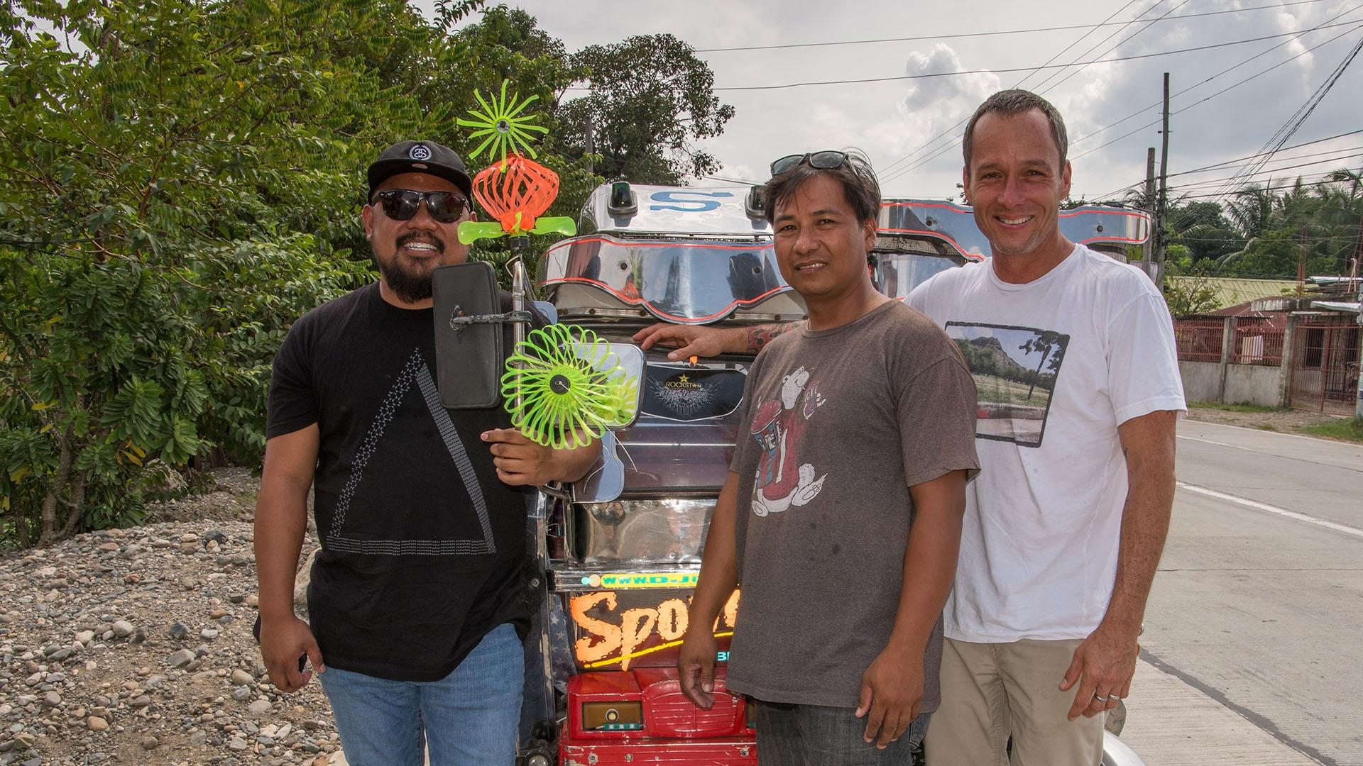 Chefs Ed Kenney and Sheldon Simeon go on a tricycle ride! | Cascade PBS