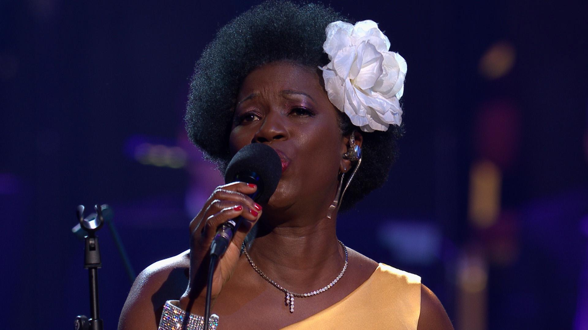 Vanessa Haynes and the BBC Concert Orchestra perform "O Thou That ...