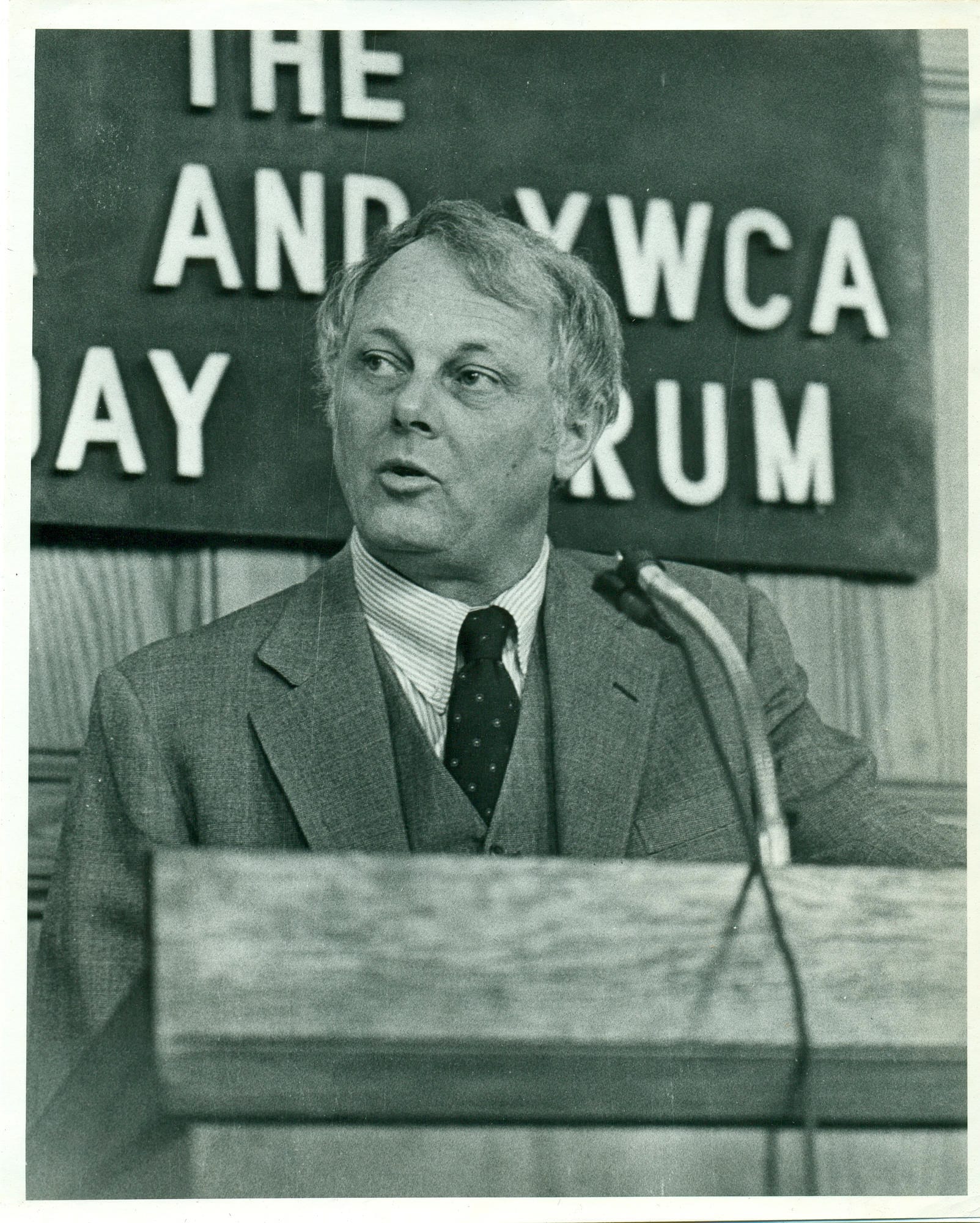 Seattle loses Dr. William Gerberding, a great civic leader | Cascade PBS