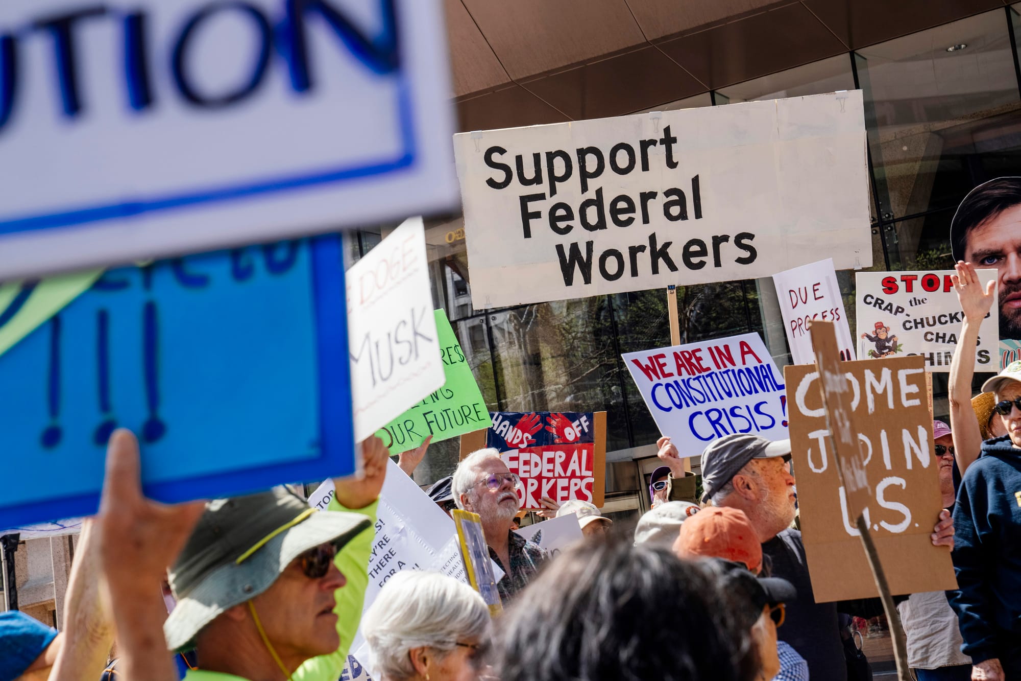 Laid-off federal workers in WA face uncertainty, tough job search ...