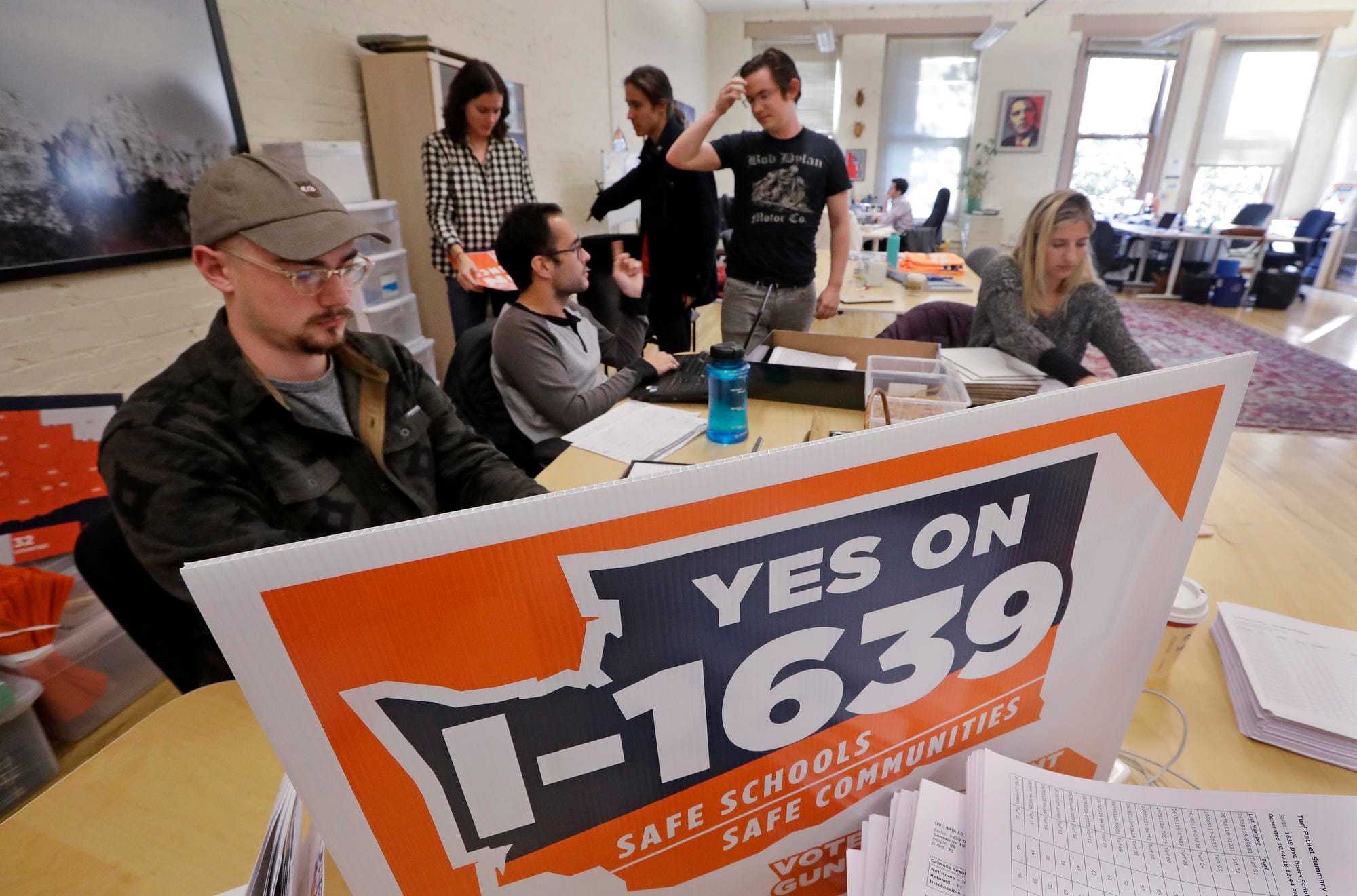 Washington state gun initiative leading by 25 points in new poll ...