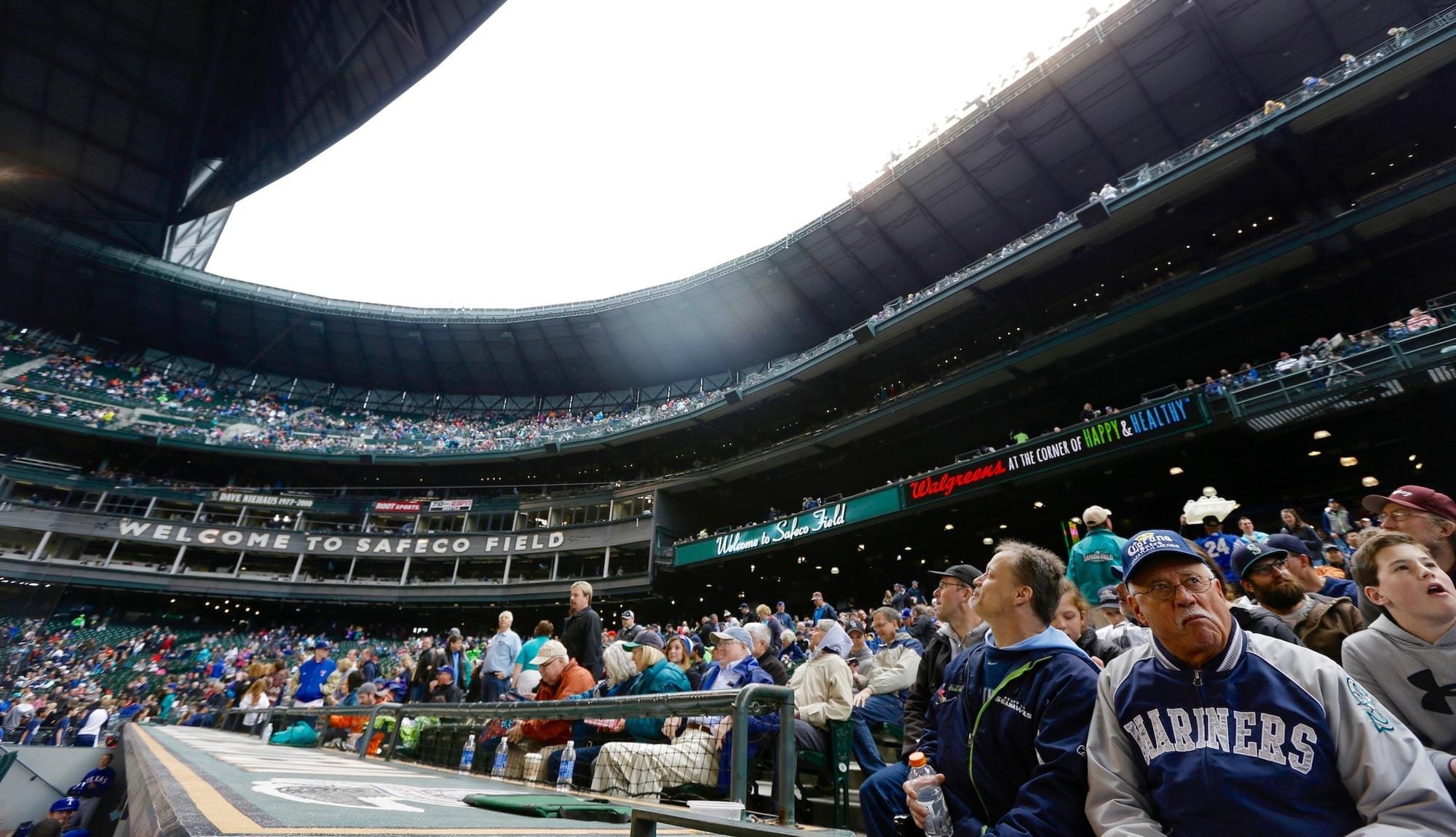 Despite criticism, King County Council gives Mariners $135M | Cascade PBS