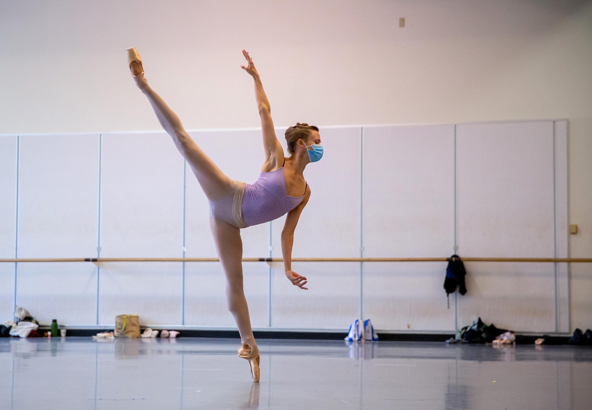 For Seattle’s ballet veterans, the stage reopens with joy and anxiety ...