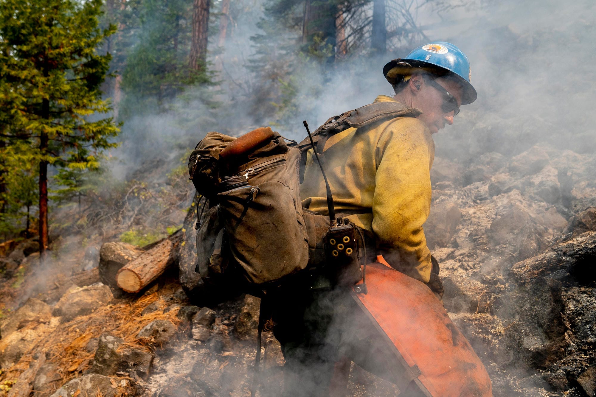 Amid heavy smoke, wildfire crews work without practical respirators ...