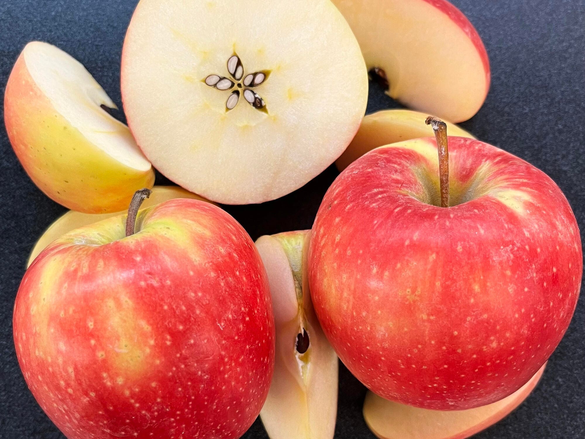 What’s at the core of WSU’s new apple variety name delay? | Cascade PBS