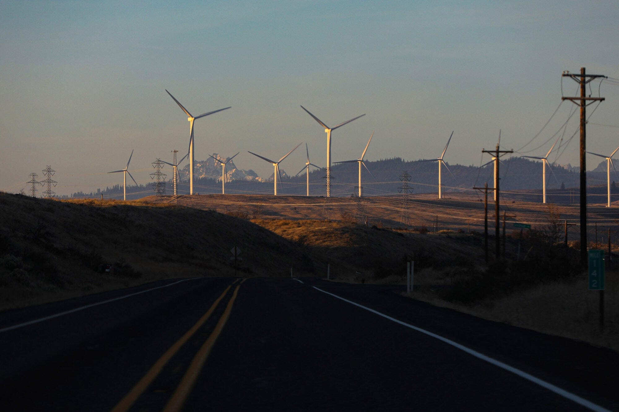 Gov. Inslee approves plans for WA’s largest wind turbine farm | Cascade PBS