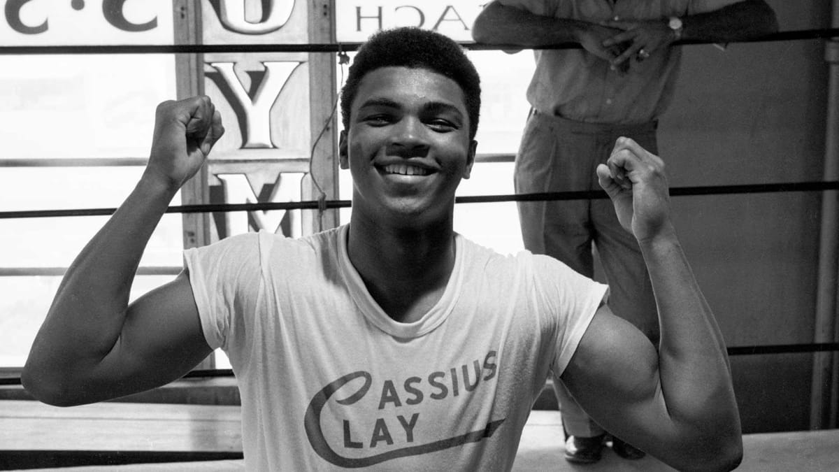 Cassius Clay rises from boastful amateur boxer to contender for the ...