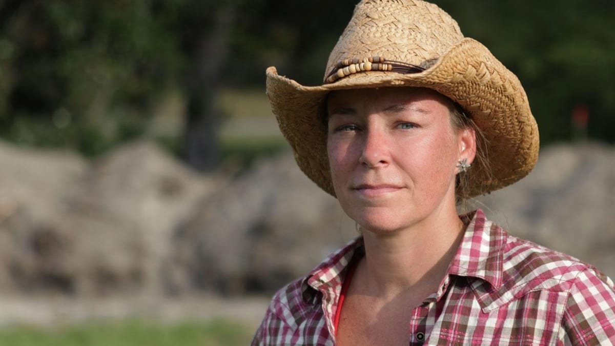 Meg specializes in Archaeo-Geophysical Data Visualization, and oh how ...