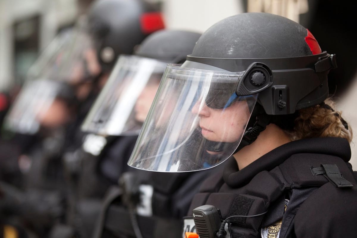 Mayor, chief lobby to save police contract | Cascade PBS