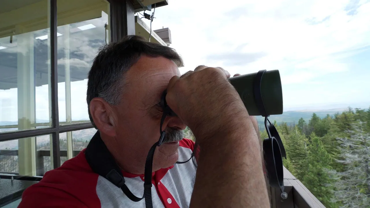 'I'll always be Lightning Bill': A lookout reflects on 29 seasons of ...