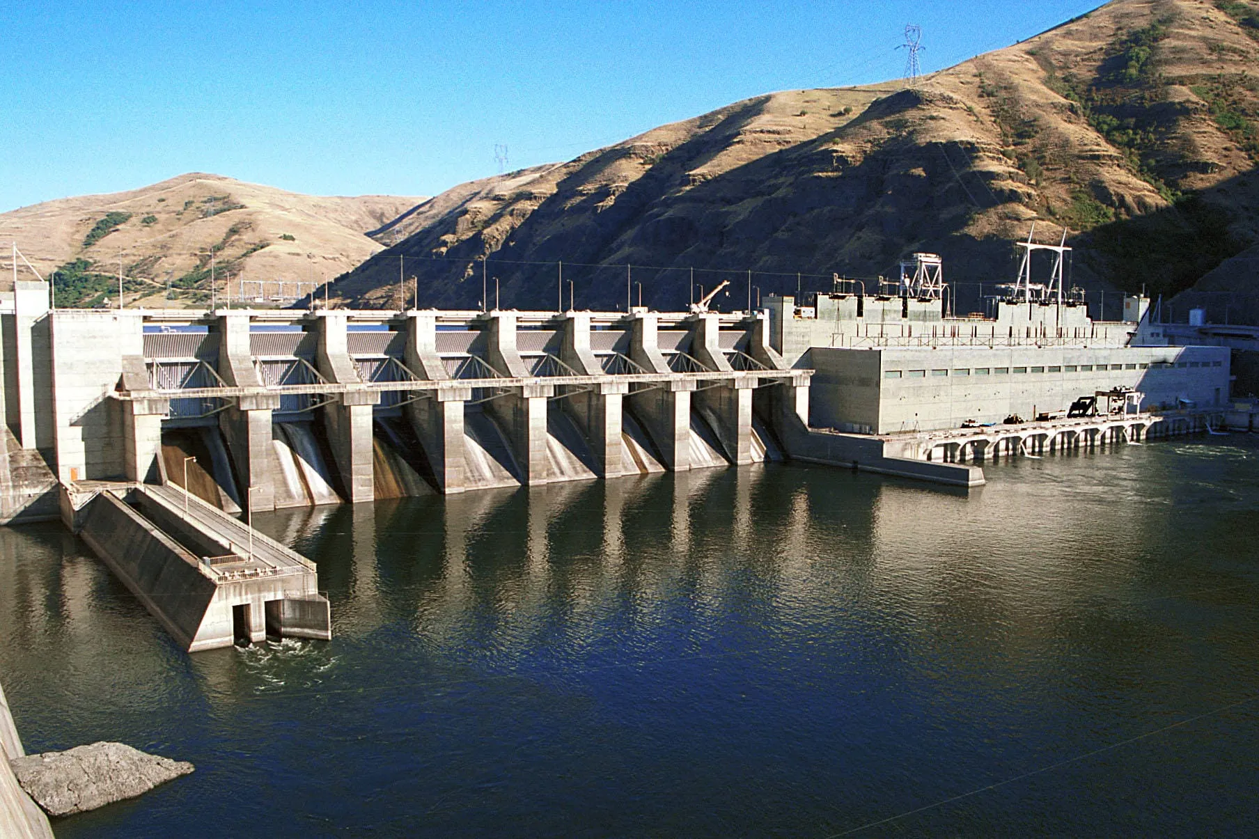 Taking down the Snake River dams: It's back on the table | Cascade PBS