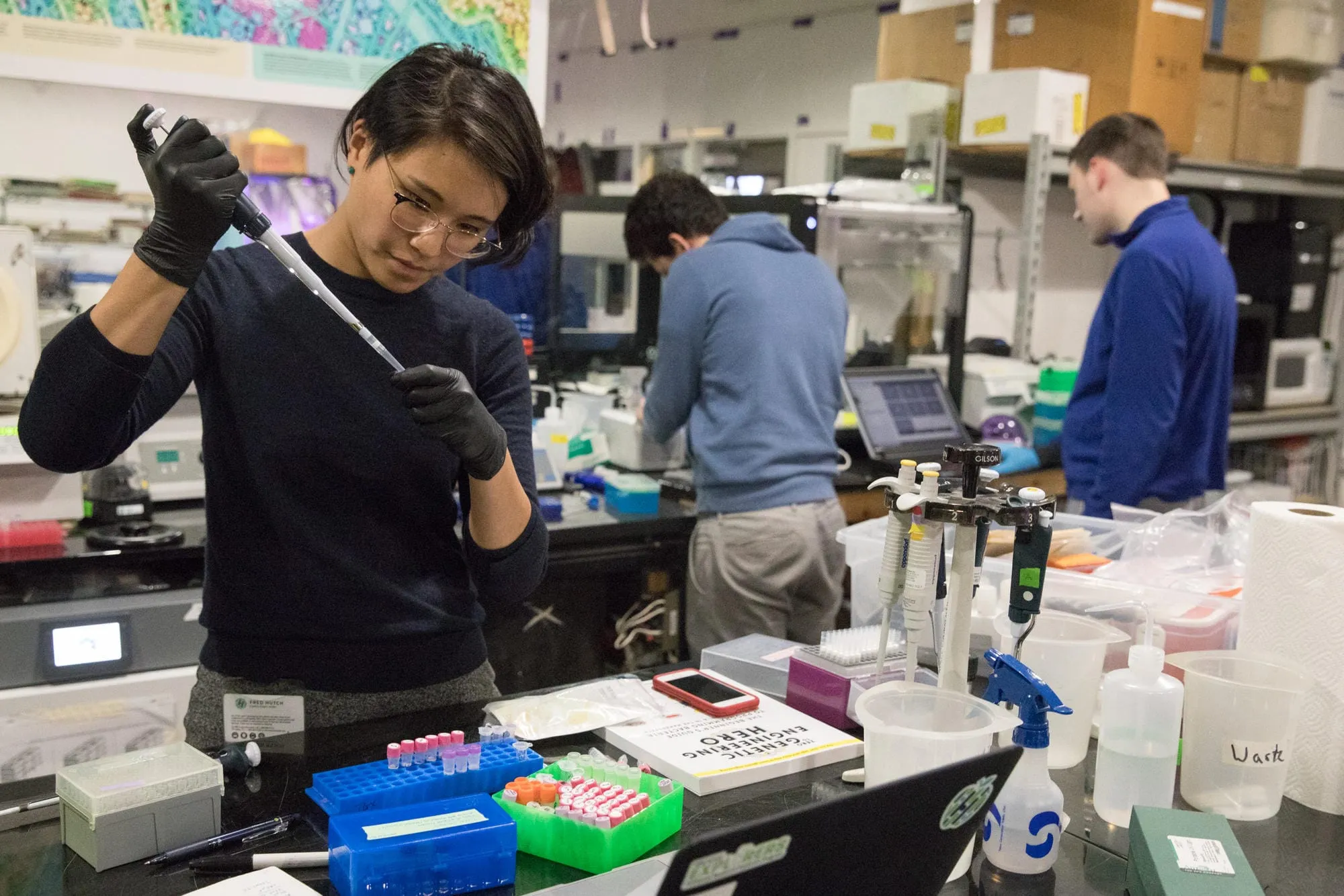 Seattle's only community lab puts a DIY spin on biotech | Cascade PBS